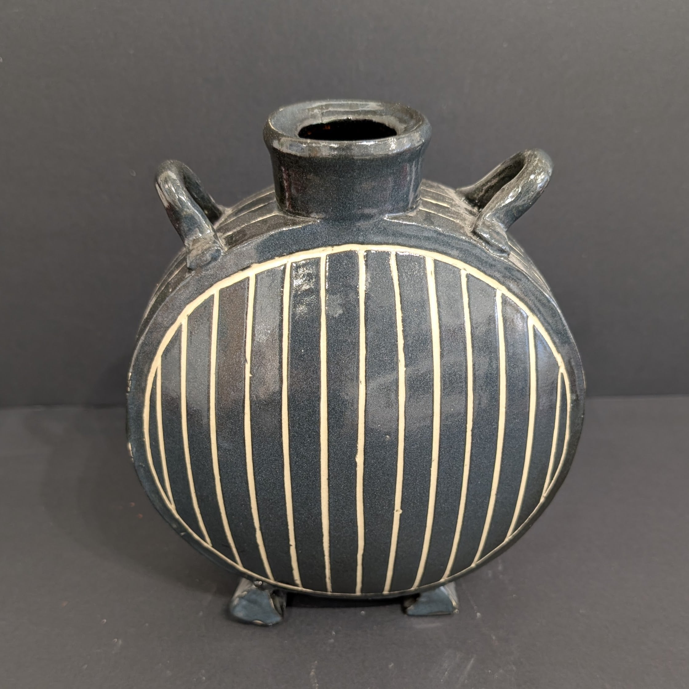 Wait-a-Second Pot – Steffich Fine Art